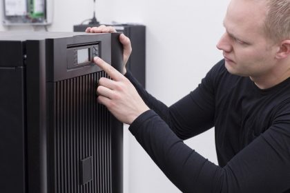 5 Cara Dalam Memilih Merk dan Tipe UPS - UPS Power